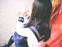 [吸血鬼映画] JK公园露出 [52P1V- 305MB]